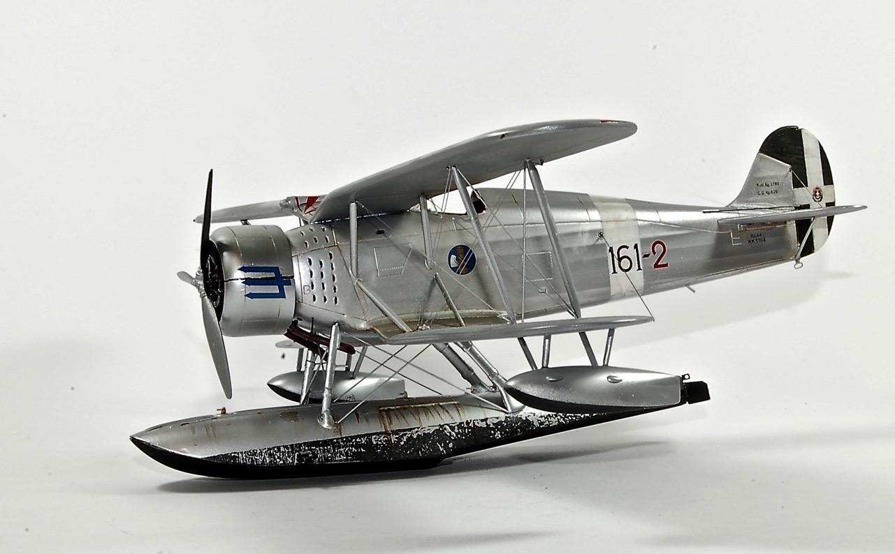 STORMO! Special Hobby 1/48 IMAM Ro.44 by Jean Barby