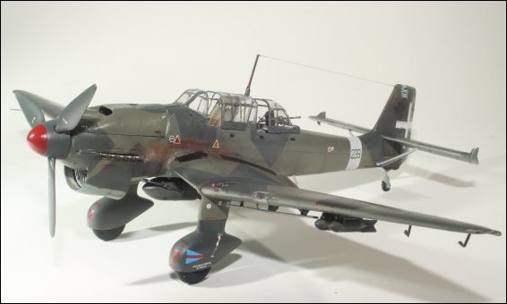 Index of /ModelArticles/Ju87/RichardDavenport/Ju87B2/