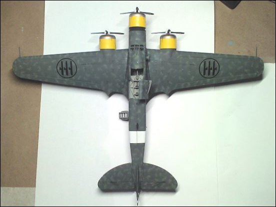STORMO! Italeri 1/72 Savoia-Marchetti SM.79 II by Richard Mendes