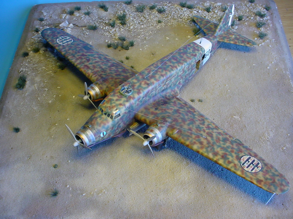 STORMO! Italeri 1/72 Savoia Marchetti SM.82 by Lucca Bossi