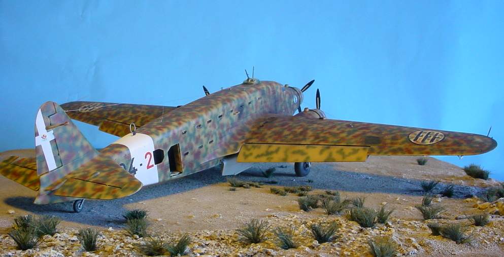 STORMO! Italeri 1/72 Savoia Marchetti SM.82 by Lucca Bossi