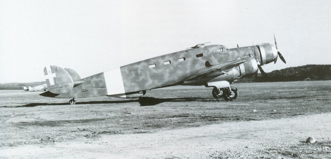 STORMO! Alitaliane 1/48 Savoia Marchetti SM.84 by Stephen Portelli